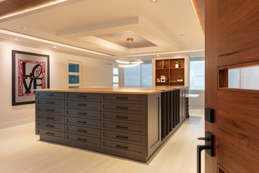 Creative Touch Studio RenoOkanagan Housing Awards of Excellence 2021 GOLD | Creative Touch ...